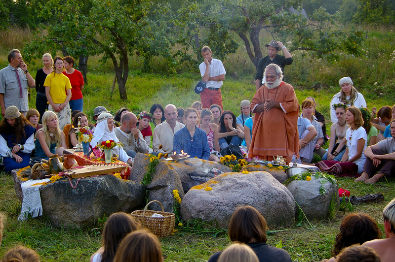 Normalizing Non-Ordinary Experiences: An Interdisciplinary Approach